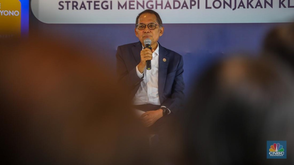 OJK Minta Asuransi RI Genjot Investasi Pasar Modal - Fenesia