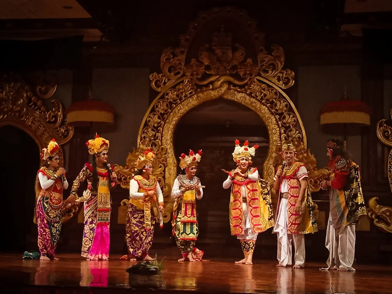 5 Seni Bali yang Bikin Geleng Kepala: Dari Wayang Komedi sampai Museum ...